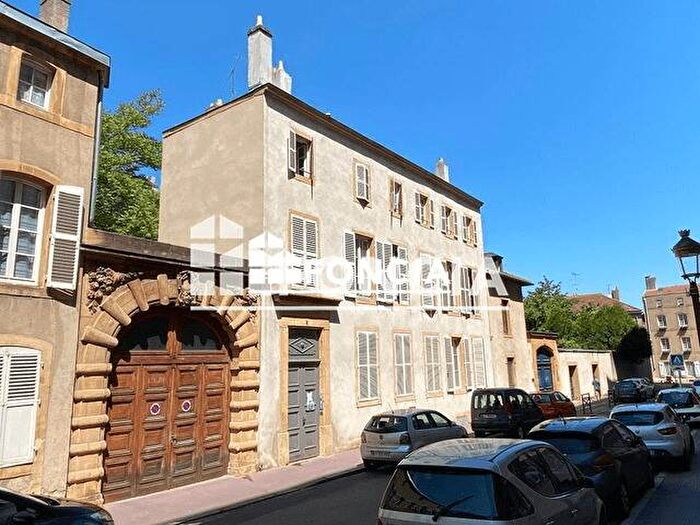 Appartement à louer - Centre-Ancienne Ville, Metz - 3 pièces - 2 chambres