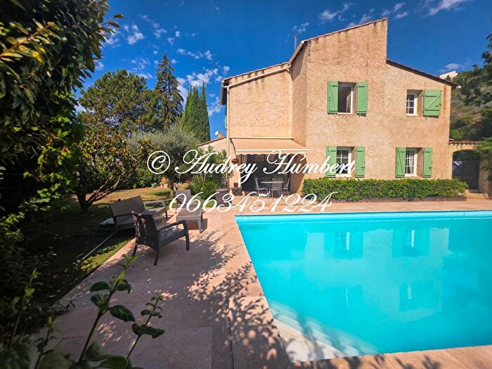 Manosque, Mont d'Or : Maison 7 pièces à vendre