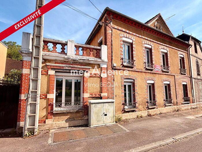 Paron : Maison 13 pièces à vendre