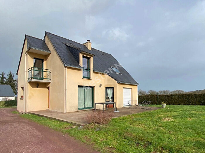 Maison à vendre - Néant-sur-Yvel - 6 pièces - 5 chambres