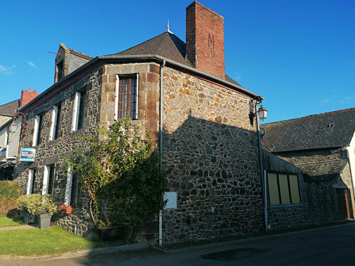 Maison à vendre - Pleugueneuc - 5 pièces - 3 chambres