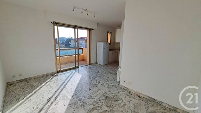 Appartement 1 pièce à louer à Antibes