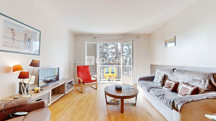 Appartement à vendre - Viroflay, Aulnettes, Forêt Domaniale de Fausses-Reposes - 3 pièces - 2 chambres