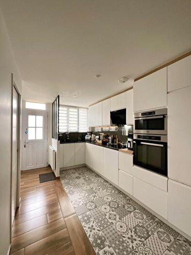 Maison à vendre - Les Essarts-le-Roi - 4 pièces - 2 chambres