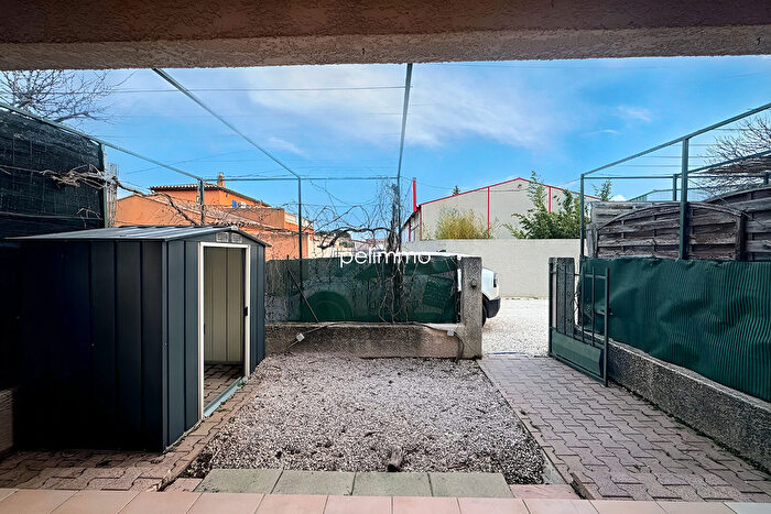 Maison à louer - Pélissanne - 2 pièces - 1 chambre