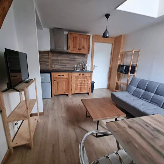 Sallanches, Centre-ville : Appartement 2 pièces à vendre