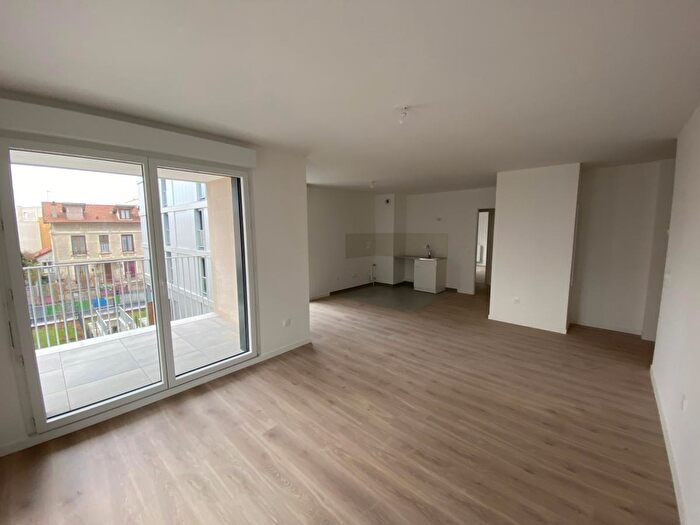 Asnières-sur-Seine, Gresillons, Voltaire - Appartement 4 pièces à louer
