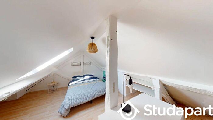 Maison à louer - Barbâtre-Saint Remy-Verrerie, Reims - 5 pièces - 4 chambres