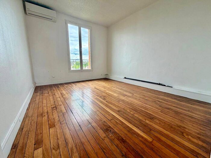 Sud-Bords de Marne-Foch, Chelles : Appartement 2 pièces à louer