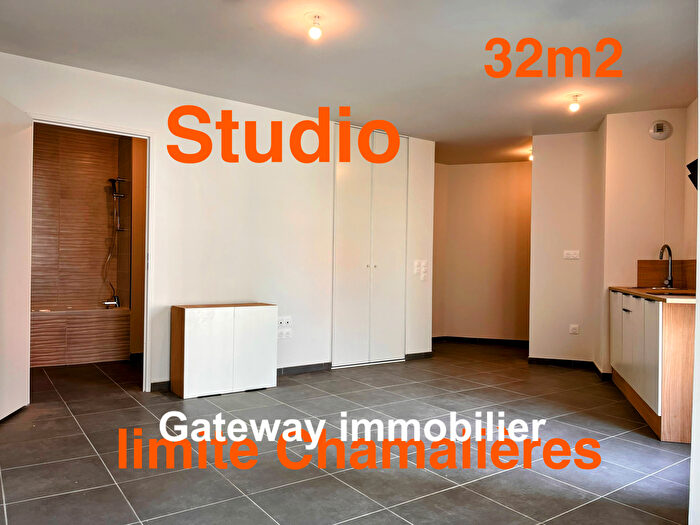 Appartement à louer - Clermont-Ferrand, Jaude, Fontgiève Saint-Alyre - 1 pièce - 1 chambre