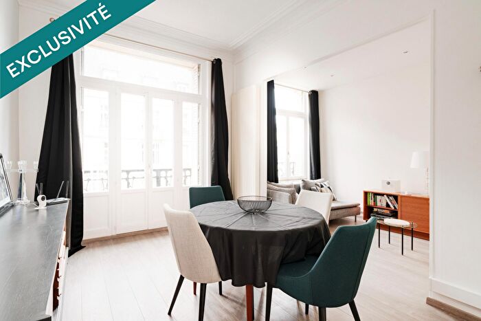 Appartement à vendre - Nancy, Poincaré, Foch, Anatole France, Croix de Bourgogne - 3 pièces - 2 chambres