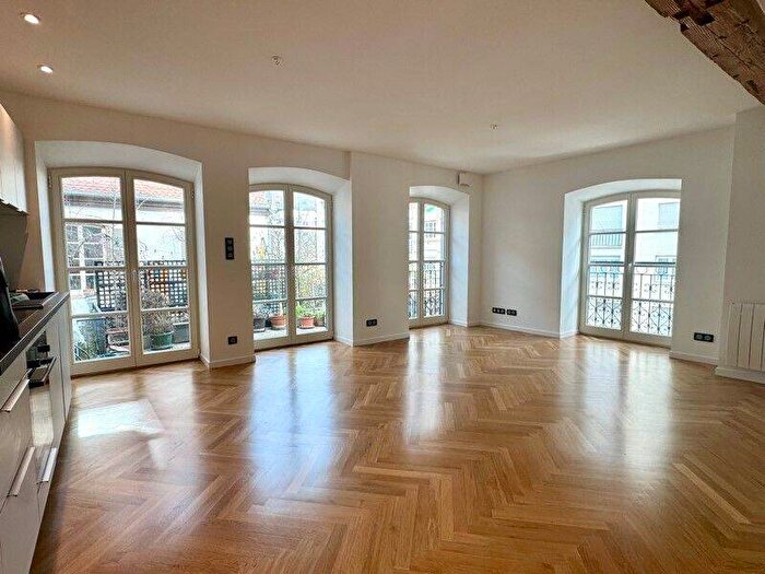 Appartement à louer - Krutenau Centre Est, Strasbourg - 2 pièces - 1 chambre