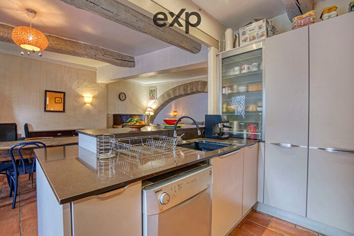 Maison à vendre - Pertuis, Centre-ville, Fours à Chaux, Claret - 7 pièces - 3 chambres