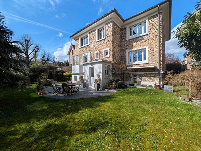 Maison à vendre - Montmorency, Bas Montmorency - 7 pièces - 4 chambres