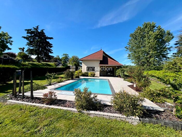 Maison 5 pièces à Cressin-Rochefort, à vendre