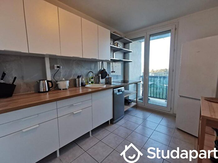 Le Mas, Vaulx-en-Velin : Appartement 1 pièce à louer