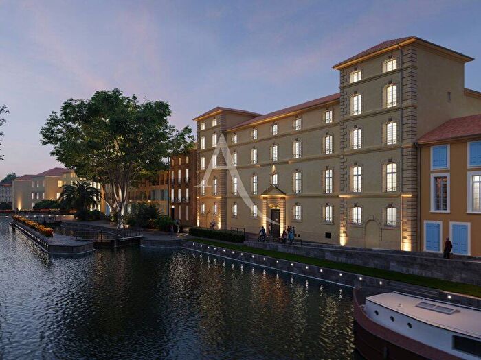 Appartement à louer - Bourg-Charité, Narbonne - 1 pièce