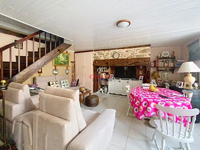 Maison 4 pièces à vendre - Condat-sur-Ganaveix