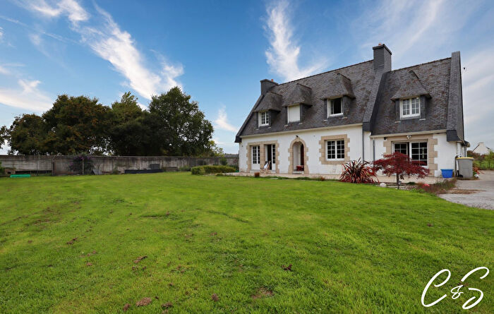 Maison à vendre - Plomeur - 6 pièces - 5 chambres