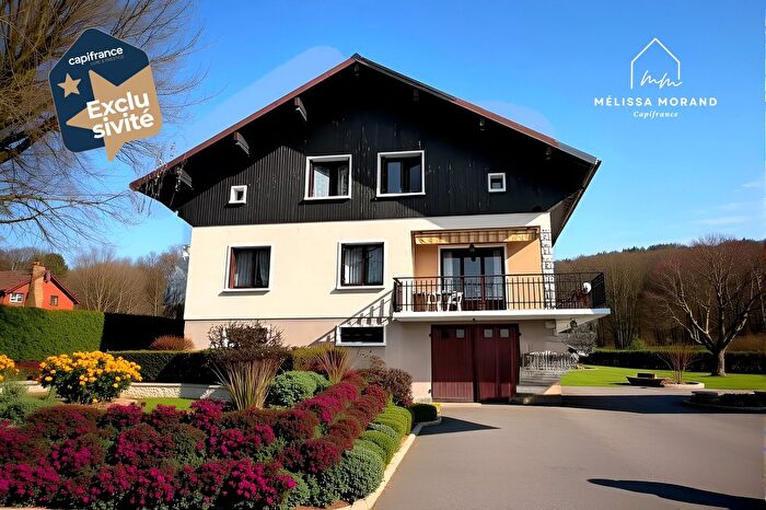 Maison 7 pièces à Villaz, à vendre