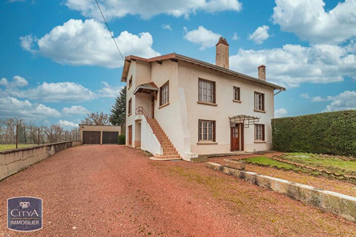 Saint-Nizier-sous-Charlieu - Maison 5 pièces à vendre