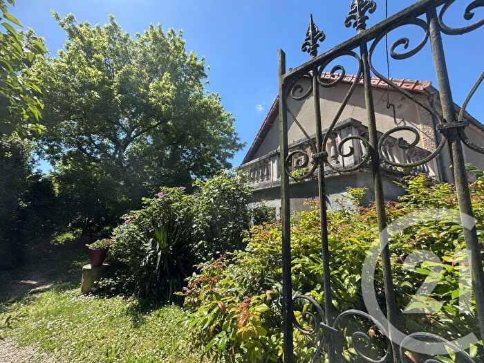 Maison 5 pièces à vendre à Flez-Cuzy