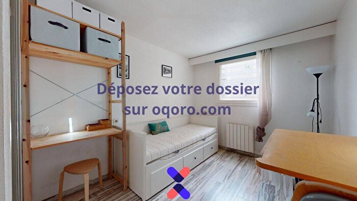 Appartement à louer - Le Bachut, Lyon ème arrondissement - 1 pièce