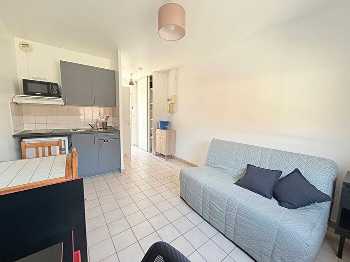 Couronne Centrale, Bourges - Appartement 1 pièce à louer