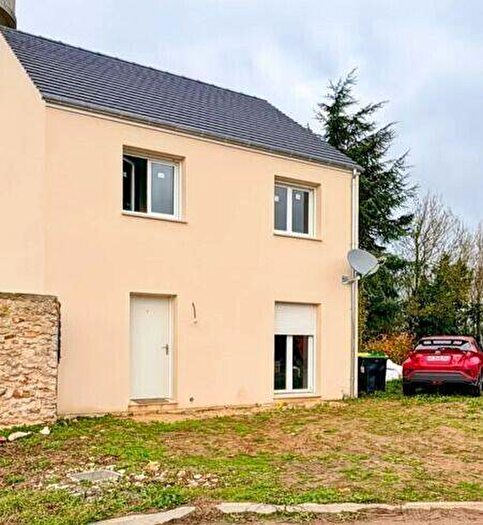 Maison 5 pièces à Paray-Douaville, à louer
