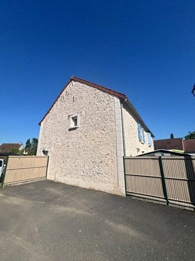 Maison 4 pièces à La Forêt-le-Roi, à vendre