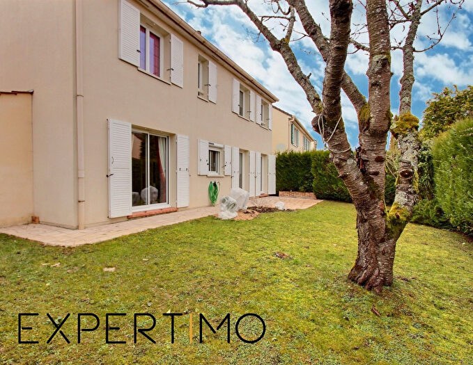 Maison à vendre - Montigny-le-Bretonneux - 7 pièces - 4 chambres