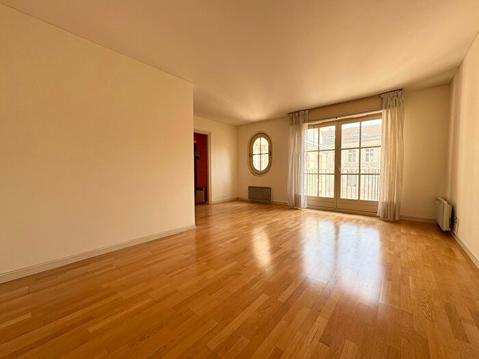 Appartement à vendre - Lille, Vieux Lille - 2 pièces - 1 chambre