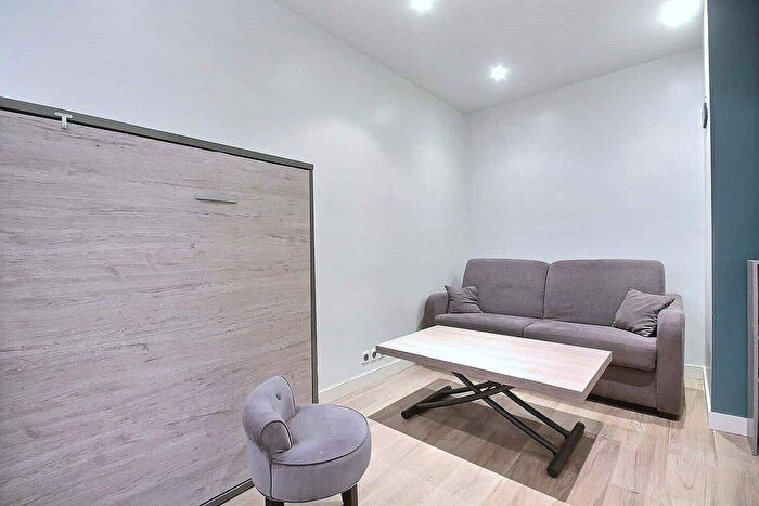 Appartement à louer - Ecole Militaire, Paris ème arrondissement - 1 pièce