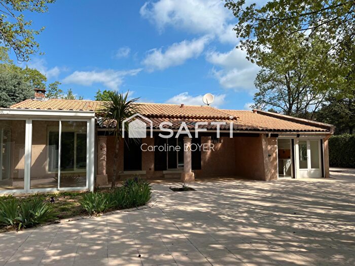 Maison 6 pièces à Bagnols-en-Forêt, à vendre
