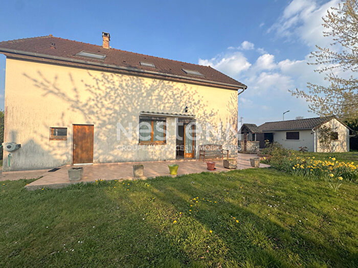 Maison à vendre - Varennes-sur-Seine - 6 pièces - 4 chambres