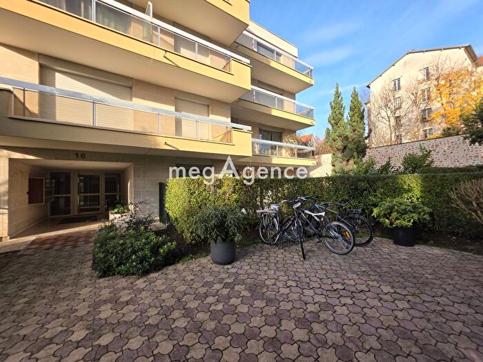 Appartement à vendre - Le Perreux-sur-Marne, Pont de Bry - 4 pièces - 3 chambres