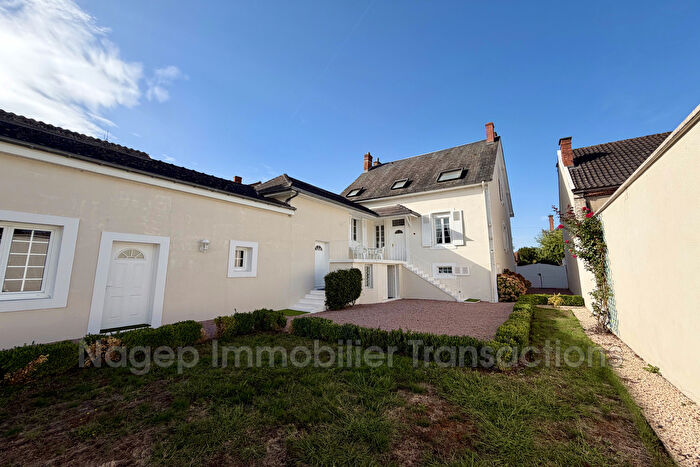 Maison 11 pièces à vendre à Varennes-sur-Allier