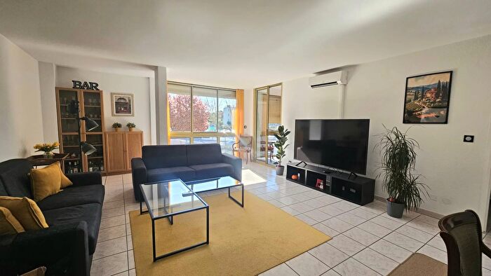 Appartement à vendre - Narbonne, Egassieral - 5 pièces - 3 chambres