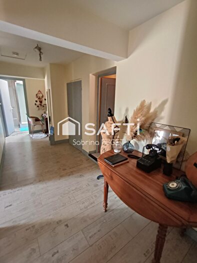 Maison à vendre - Chantonnay - 6 pièces - 4 chambres