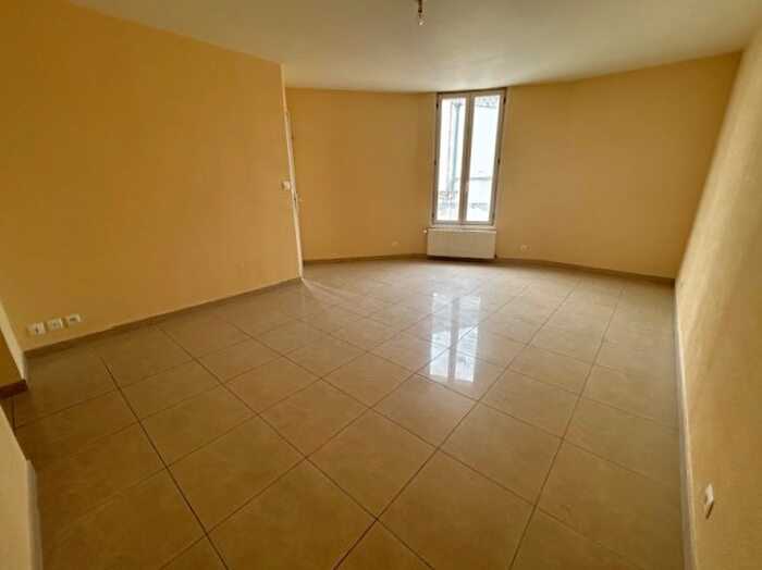 Appartement à louer - Thouars - 2 pièces - 1 chambre