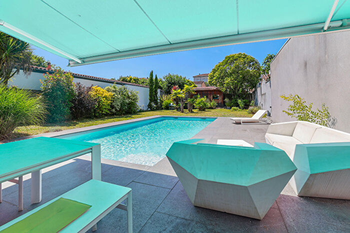 Maison à vendre - Talence, Fauvettes, Peylanne, Plume - 5 pièces - 4 chambres