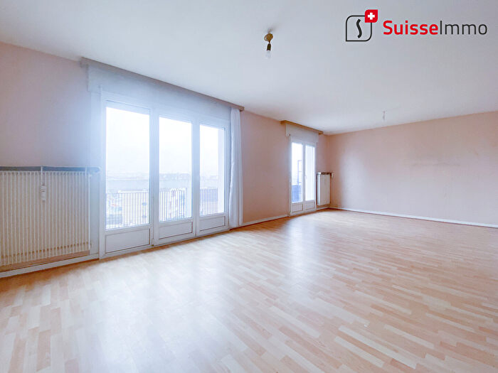 Appartement à vendre - Montbéliard, Centre-ville, Prairie, Batteries du Parc, Charmontet - 5 pièces - 3 chambres