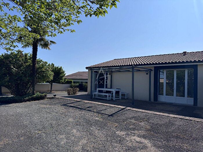 Maison 4 pièces à louer - Hiersac