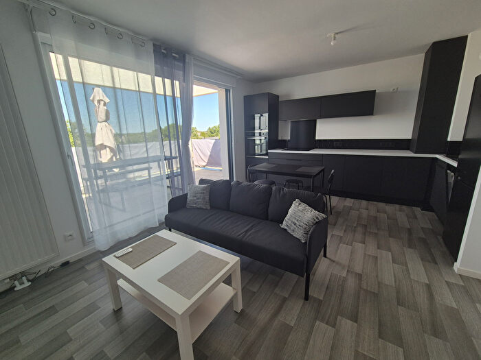 Saint-Aubin-du-Cormier : Appartement 2 pièces à louer