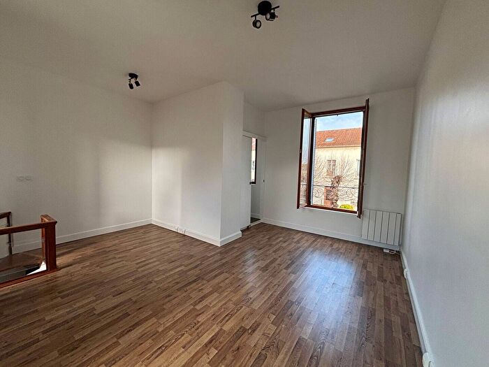 Appartement à louer - Péreire, Saint Germain en Laye - 1 pièce