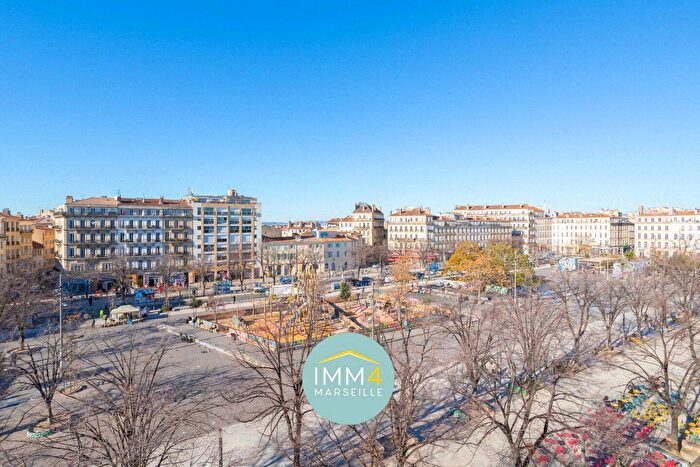 Appartement 5 pièces à Marseille 5ème arrondissement, à louer