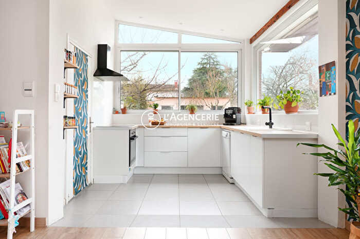 Maison à vendre - Saint-Juéry - 7 pièces - 6 chambres