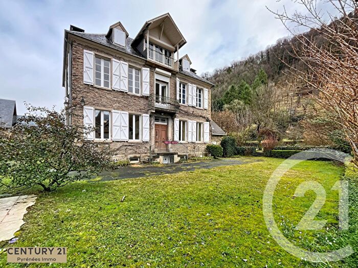 Maison à vendre - Saint-Mamet - 7 pièces - 4 chambres