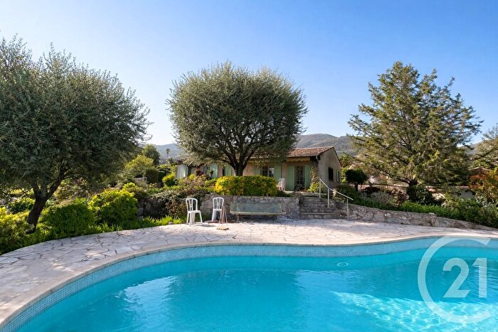 Maison à vendre - Vence, La Sine, La Plus Basse Sine - 6 pièces - 5 chambres