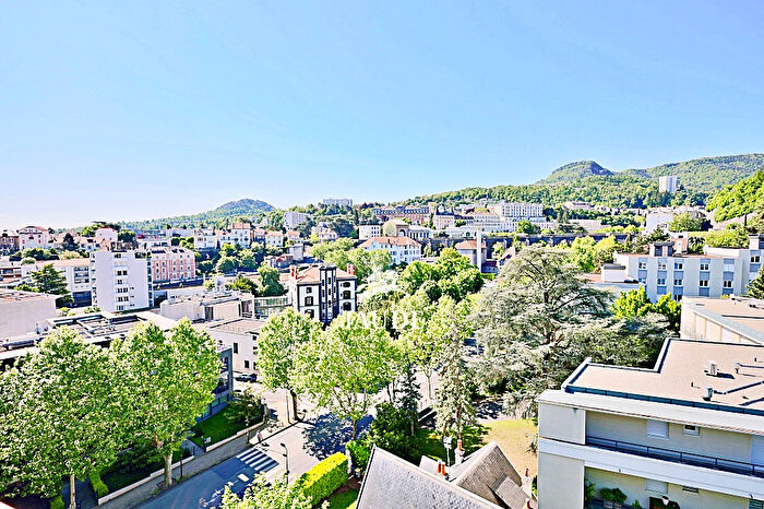 Appartement à vendre - Chamalières, Royat - 5 pièces - 3 chambres